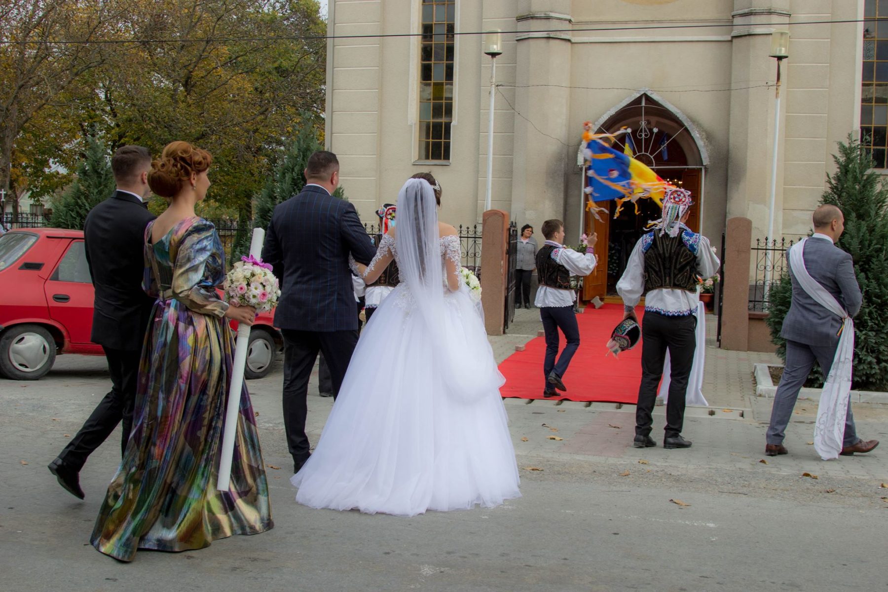 Nuntă modernă sau nuntă tradițională? - GHIDUL TĂU DE NUNTĂ