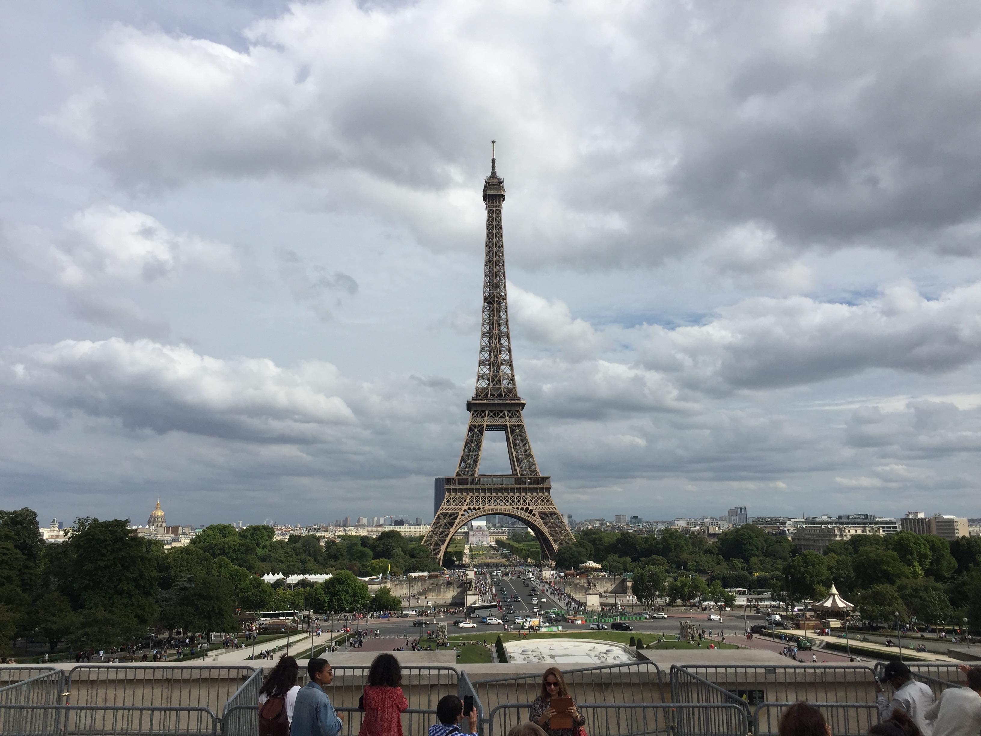 Paris, orașul luminilor - Lorena Jaqueline